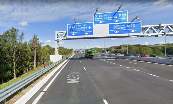 Single Carriageway and Dual Carriageway Roads - TestBuddy